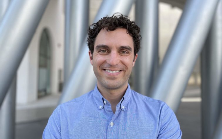 Field Theory - About